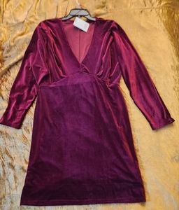 Gianni Bini | Dresses | Gianni Bini Long Sleeve Vneck Velvet Dress In ...